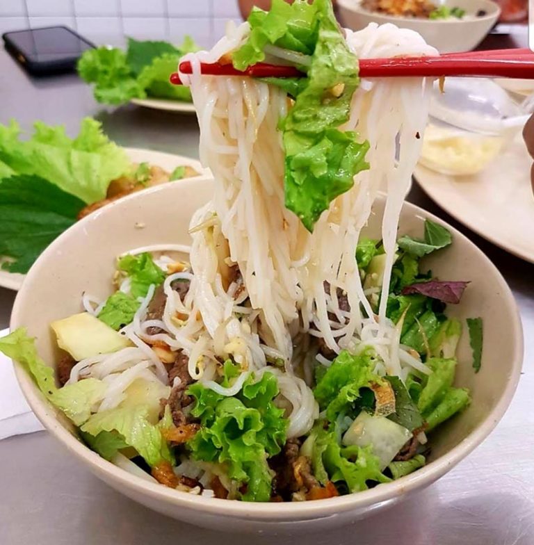 Bo bun (bún bò nam bộ): la véritable recette en 5 étapes